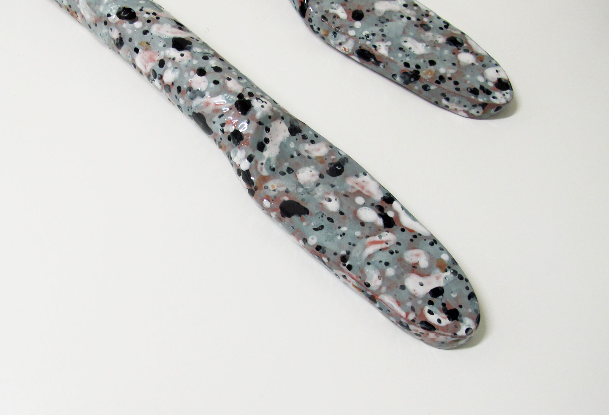 “Granite clay twins” objects by Studio Hanna Whitehead | ADORNO DESIGN