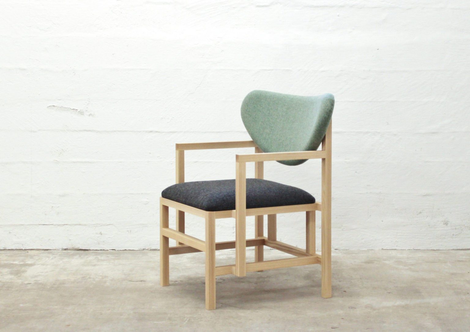“GRID” chair by Rasmus Warberg | ADORNO DESIGN