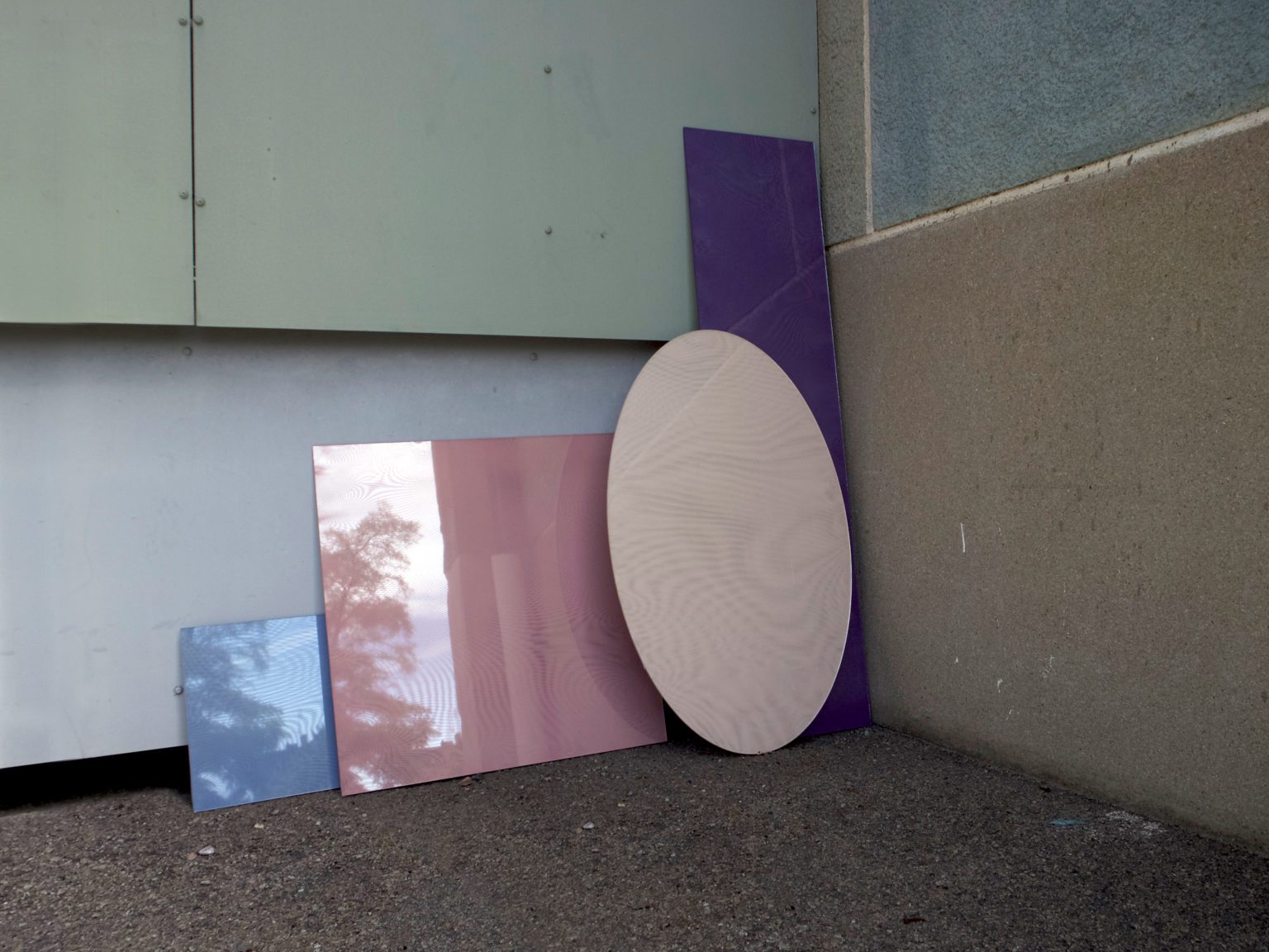 Moiré – Oval Mirror by Studio Kajsa Willner | ADORNO DESIGN