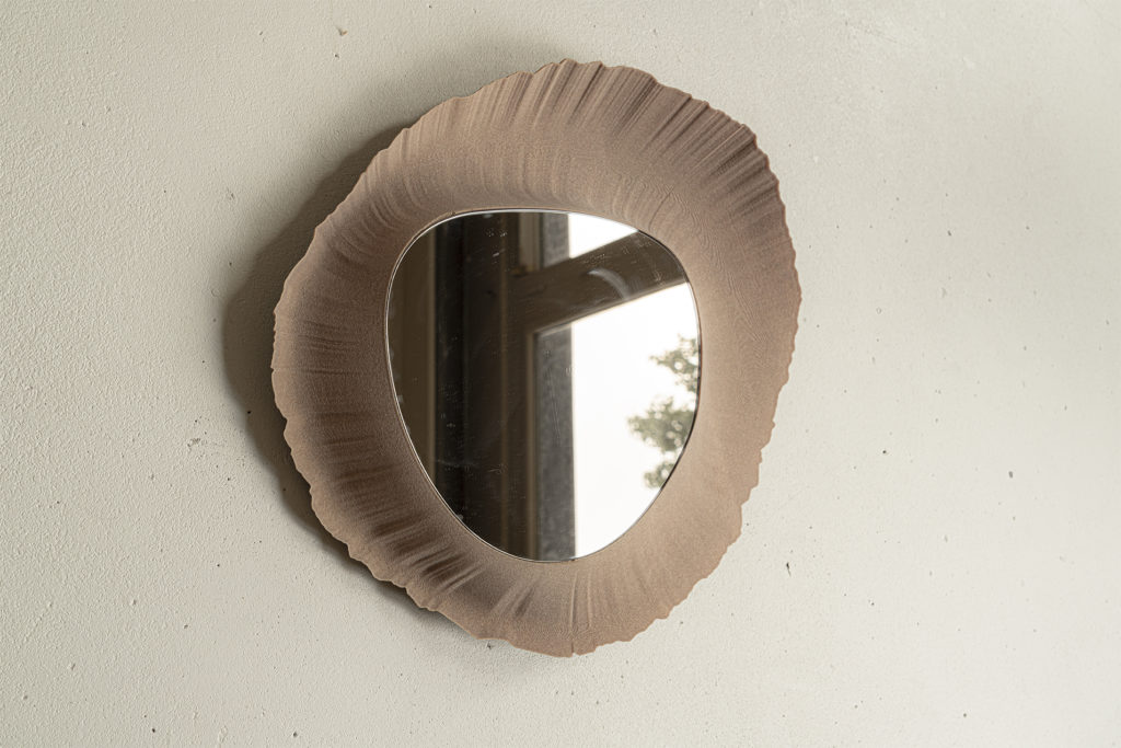“Flow” Wall Mirror by Rive Roshan | ADORNO DESIGN