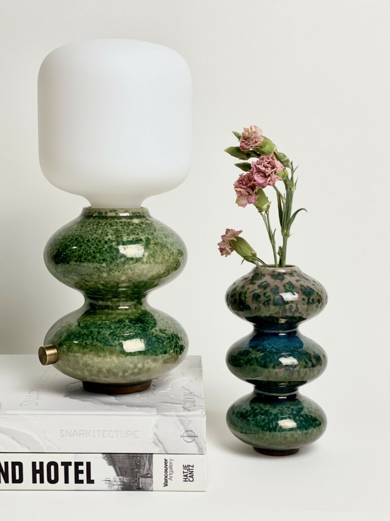 Wave Form Table Lamp Mini in Green by Forma Rosa Studio | ADORNO DESIGN
