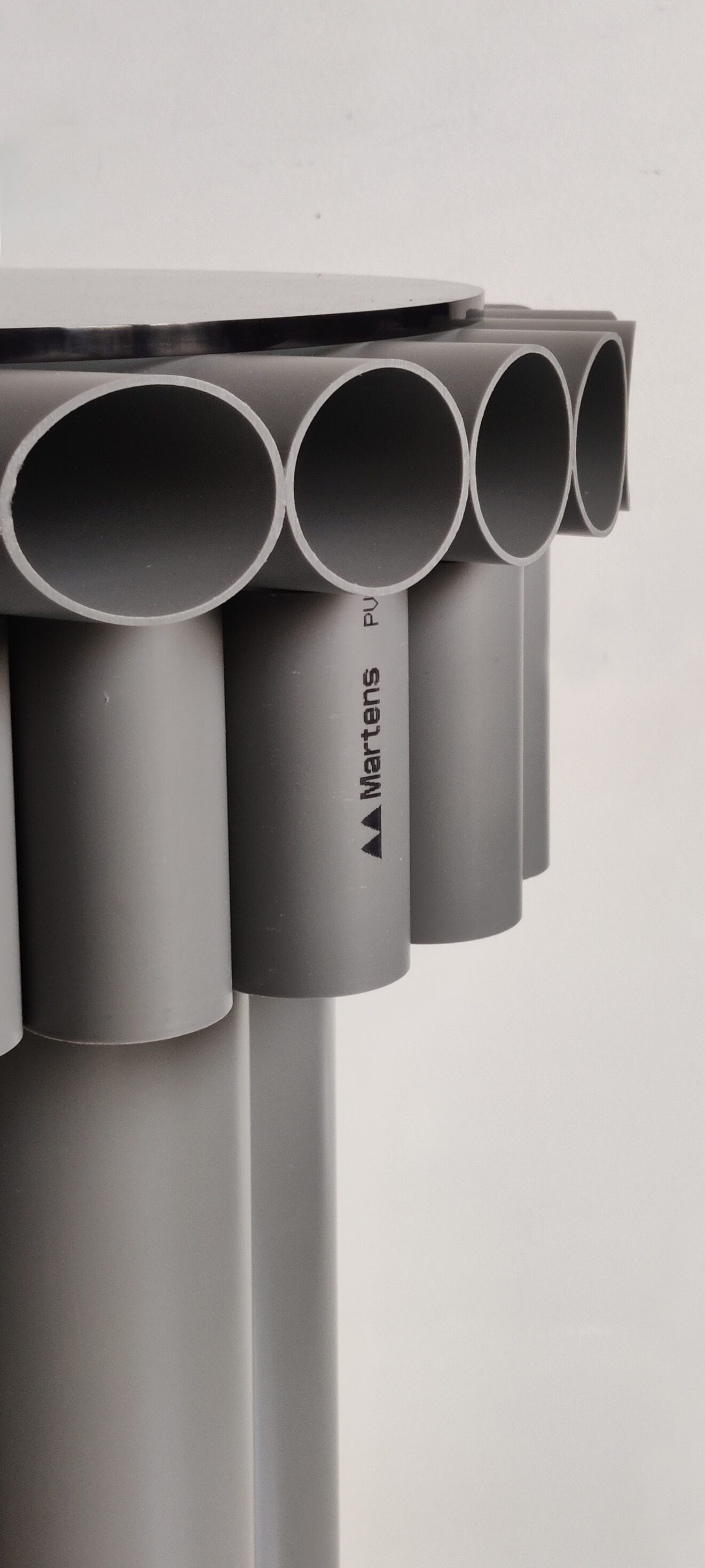 Low table “TOTEM” by Elisabeth Baeza | ADORNO DESIGN