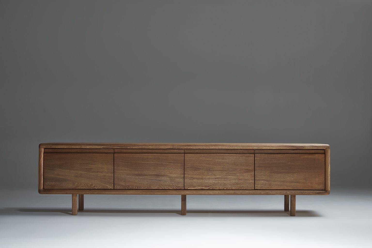 Salomón Credenza – Solid Rosa Morada Wood by Kresta Studio | ADORNO DESIGN