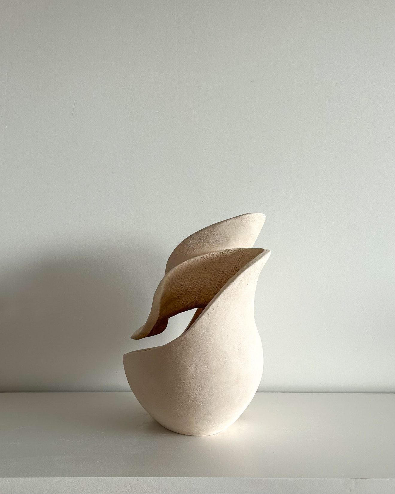 Athari – Functional Sculpture by Andrei Clontea STUDIO | ADORNO DESIGN