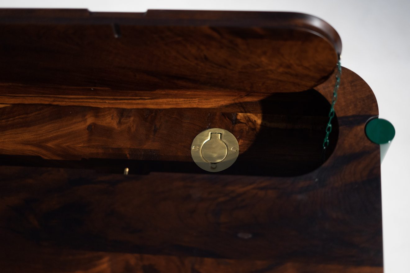 Gambito Writing Desk by Andreas Anwander | ADORNO DESIGN