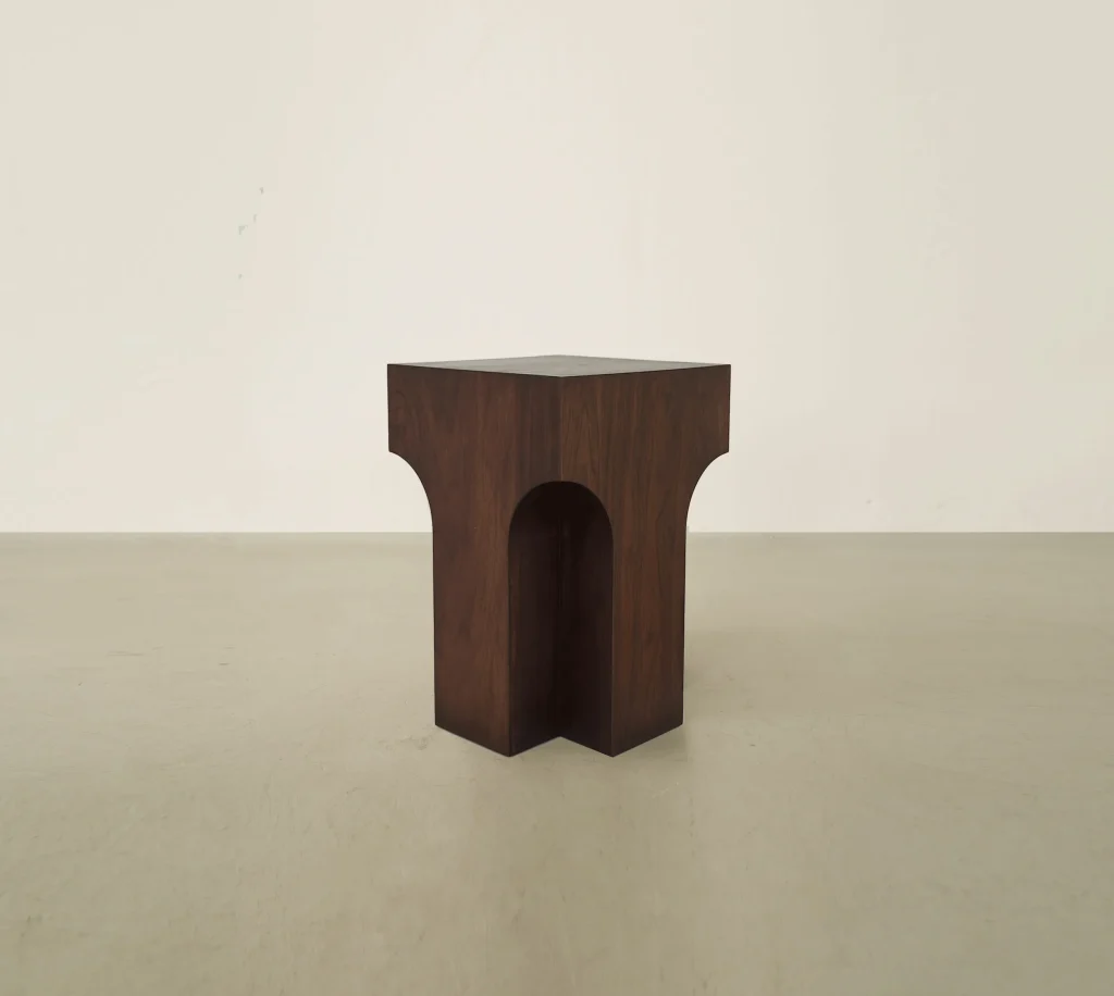 Amud – Walnut Side Table by Selma Lazrak | ADORNO DESIGN