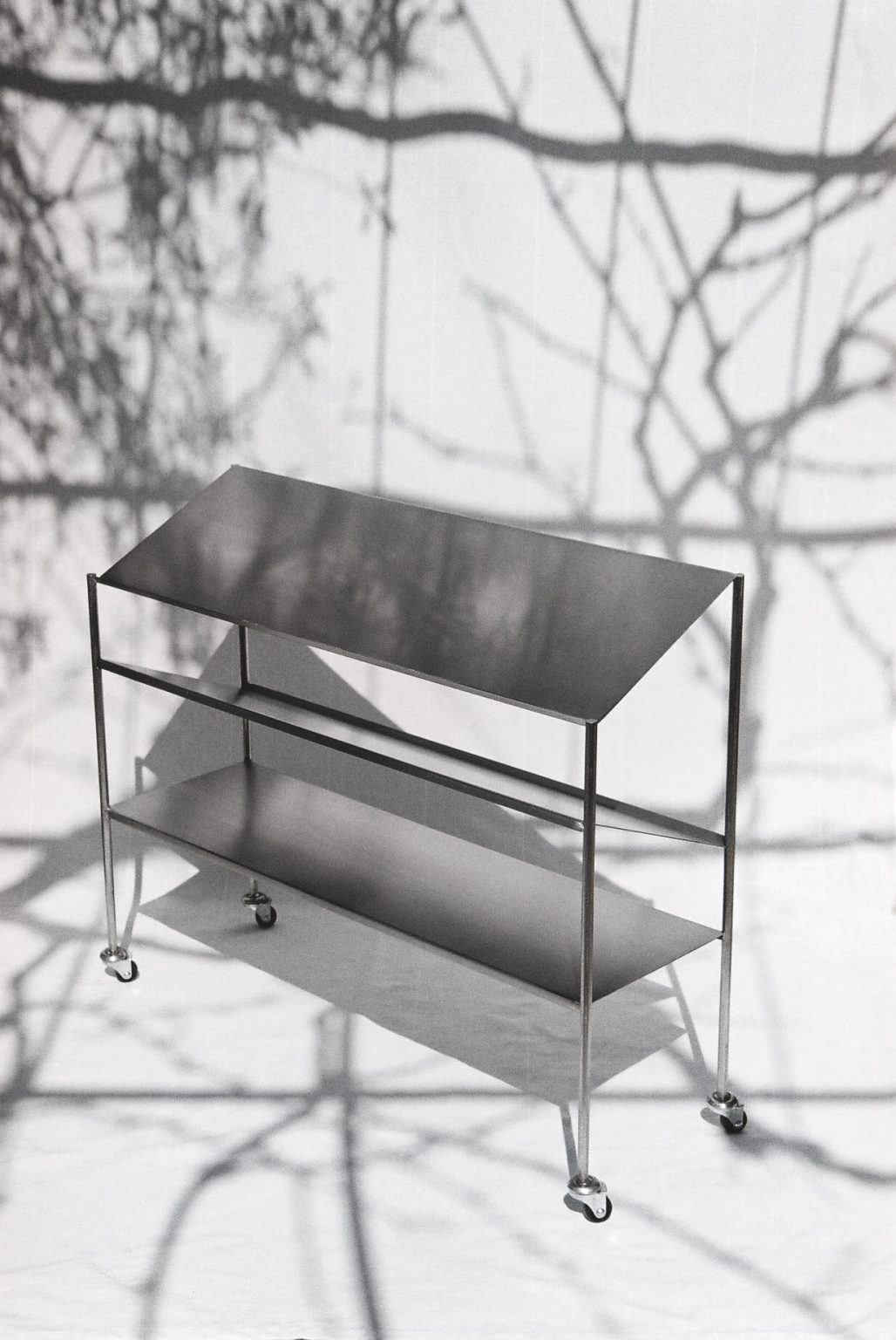 Moving Shelves – Stainless Steel Book Display by Georgiev Zabeta ...