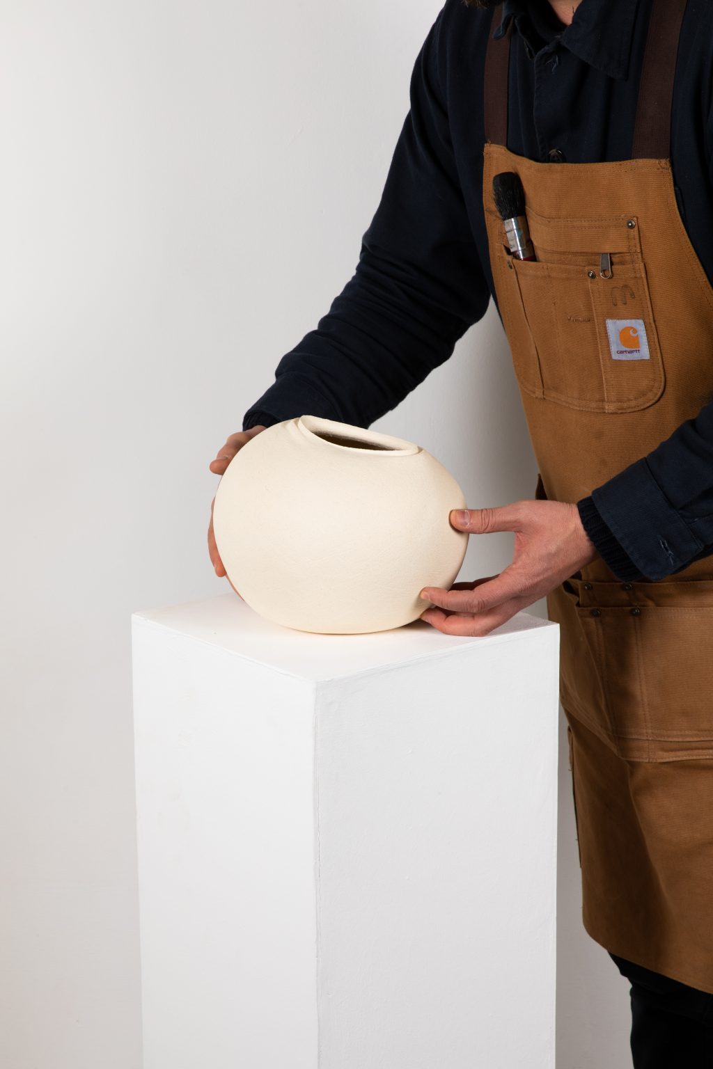 Untitled Vessel 2 – White Sculptural Ceramic Vessel by melo clay ...