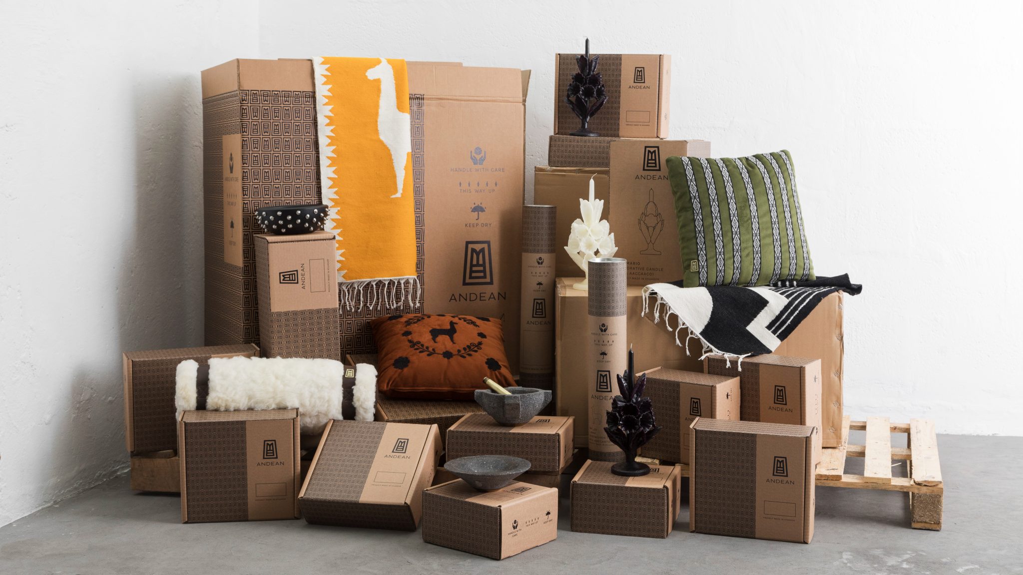 Chimborazo – Decorative Volcanic Stone Bowl by ANDEAN | ADORNO DESIGN