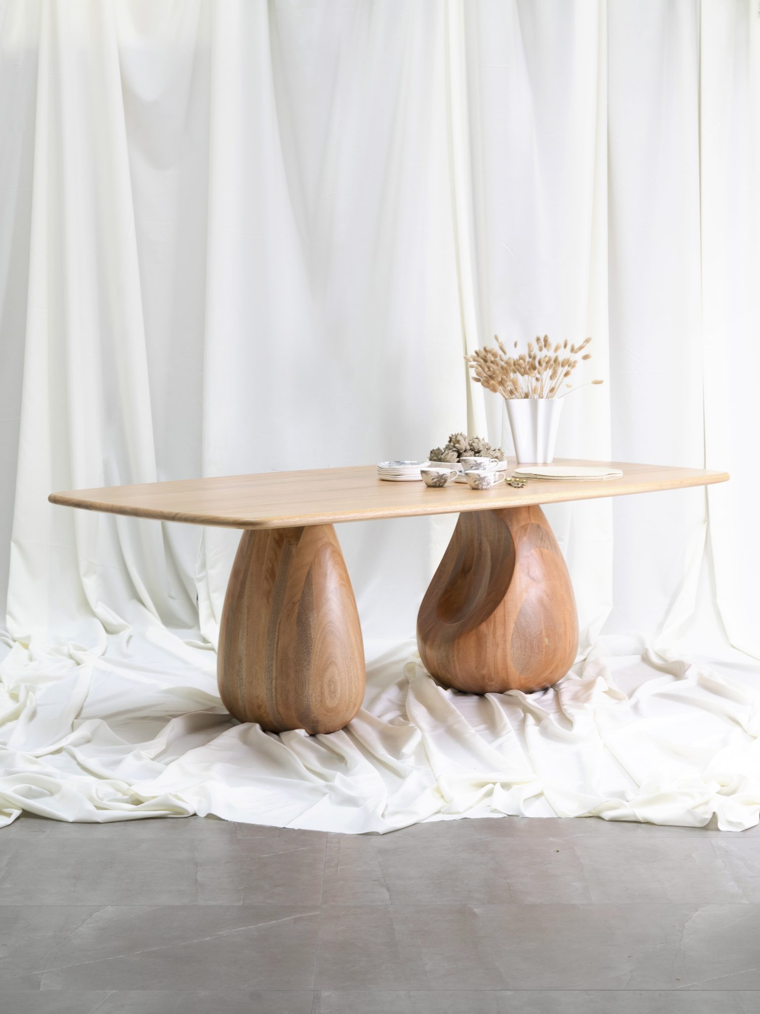 Mar – Asymmetric Wood Dining Table by Laluz Handcraft | ADORNO DESIGN