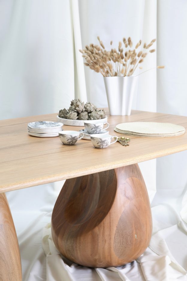 Mar – Asymmetric Wood Dining Table by Laluz Handcraft | ADORNO DESIGN