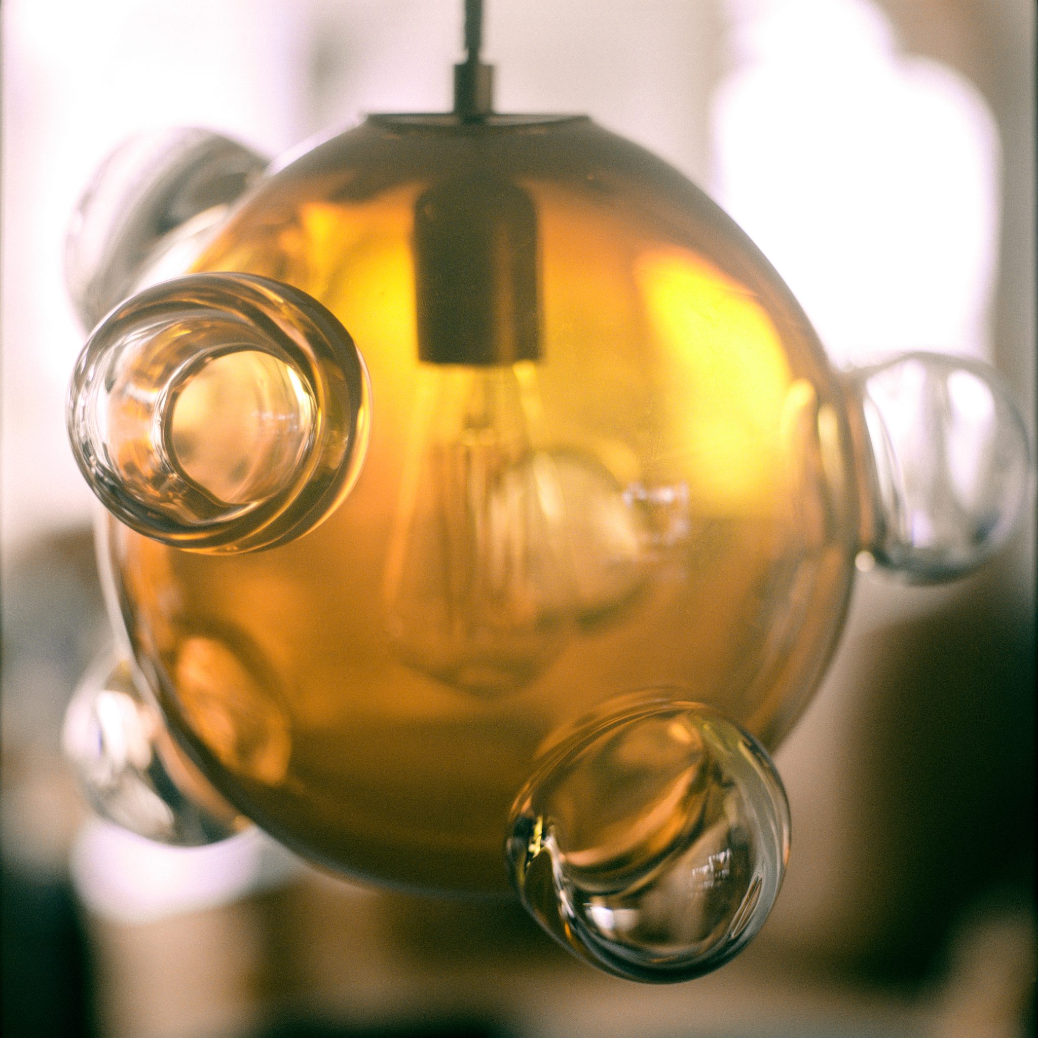Bubble Pendant – Large Playful Pendant Lamp by Sticky Glass | ADORNO DESIGN