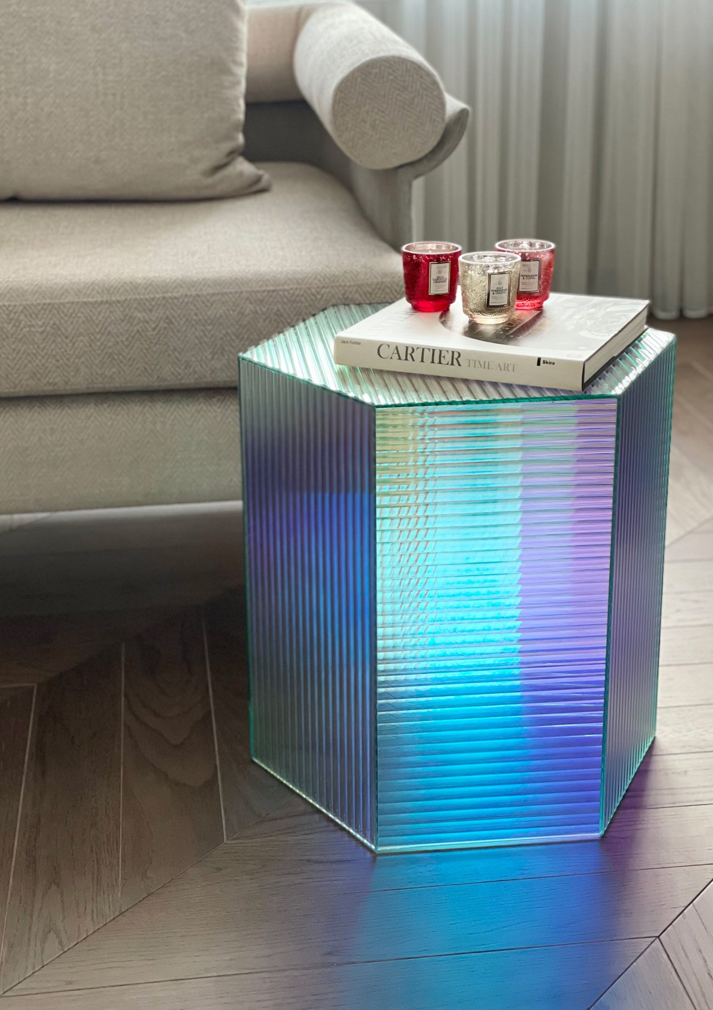 Luminous – Glass Side Table by Yugen Lab | ADORNO DESIGN