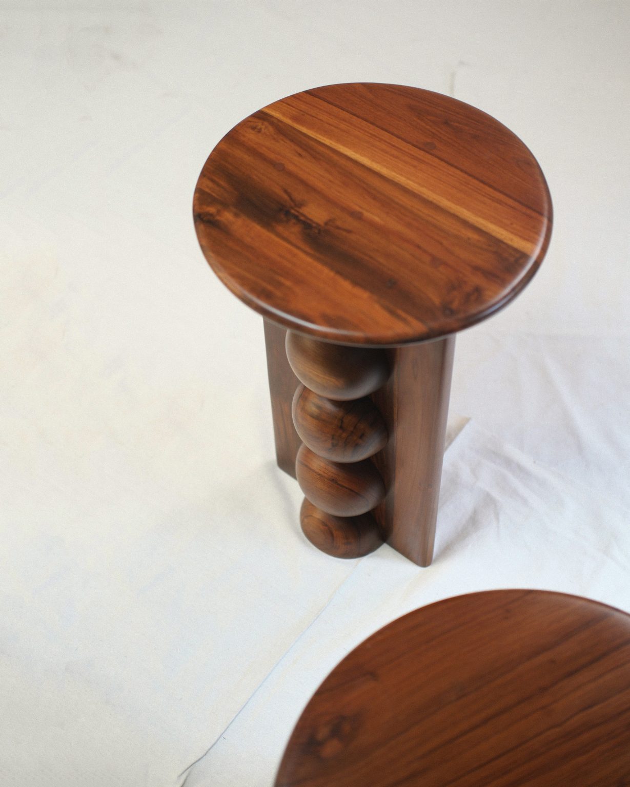 Nemo & Dory – Teak Side Table Set by Studio Indigene | ADORNO DESIGN
