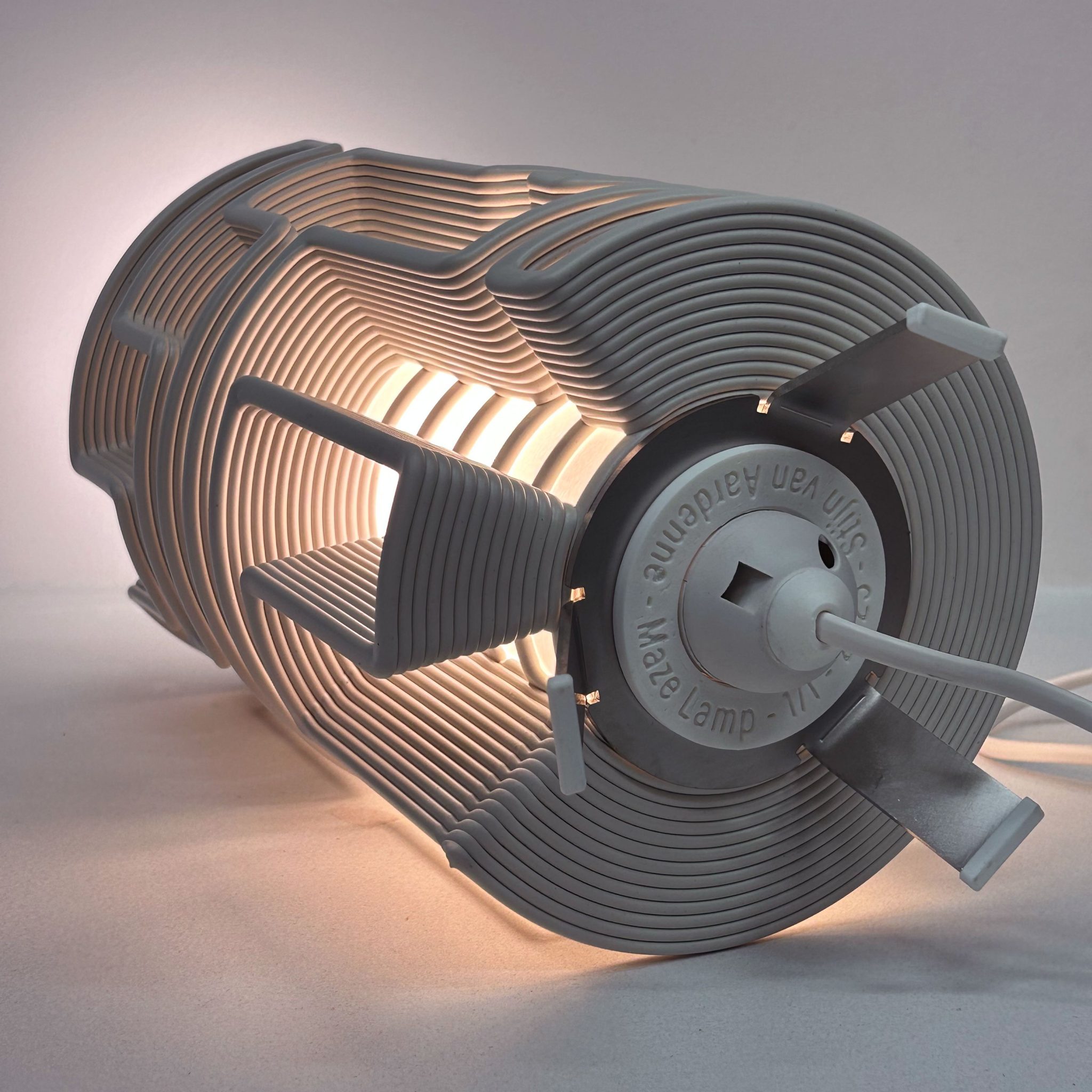 Maze Lamp by Stijn van Aardenne | ADORNO DESIGN