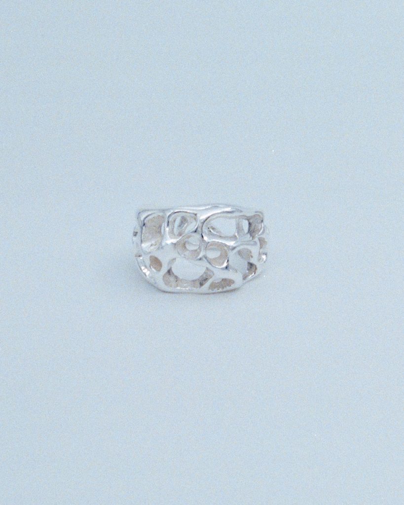 Flurb – Fluid Silver Ring by Johanna Edwardh | ADORNO DESIGN