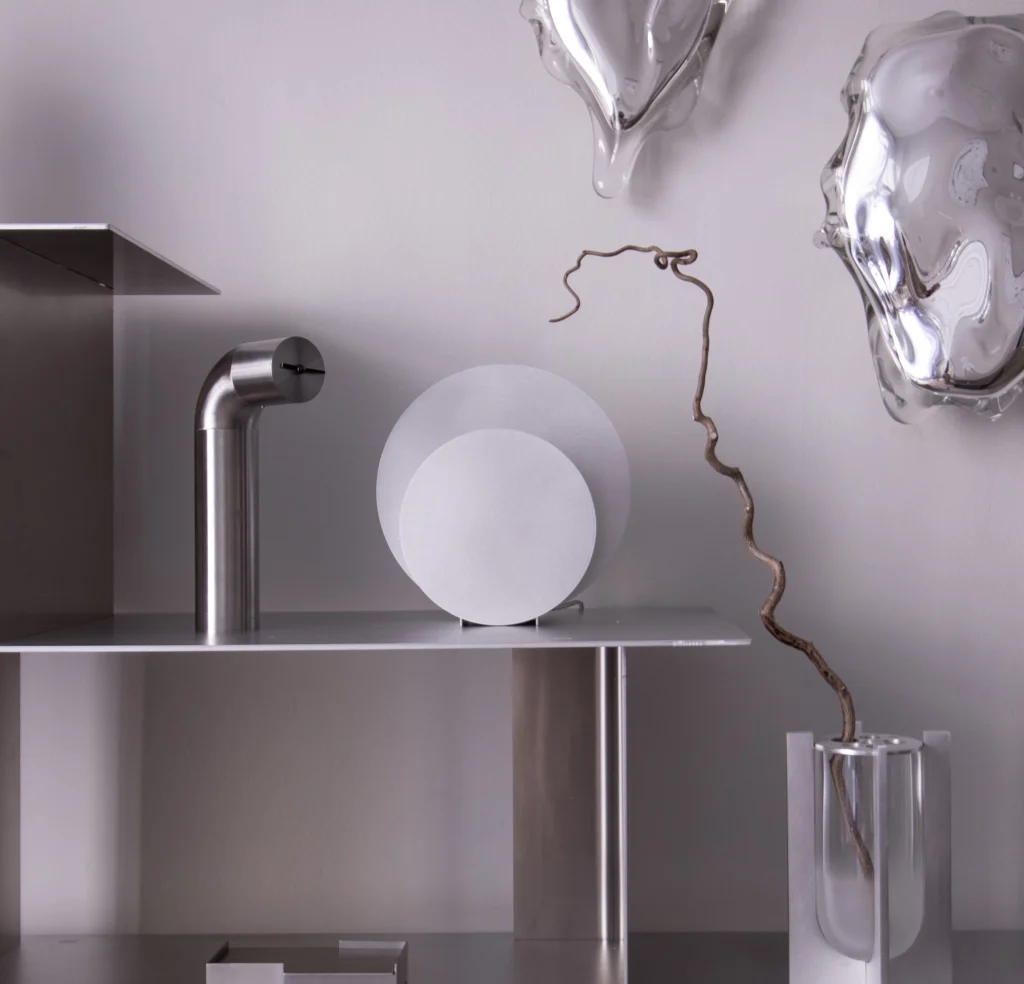 Phobos – Aluminum Table Lamp by Joana Teixeira | ADORNO DESIGN